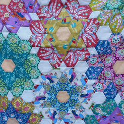 Big Blooms EPP Quilt - Fussy Cut EPP PDF Pattern – Broken River Quilts