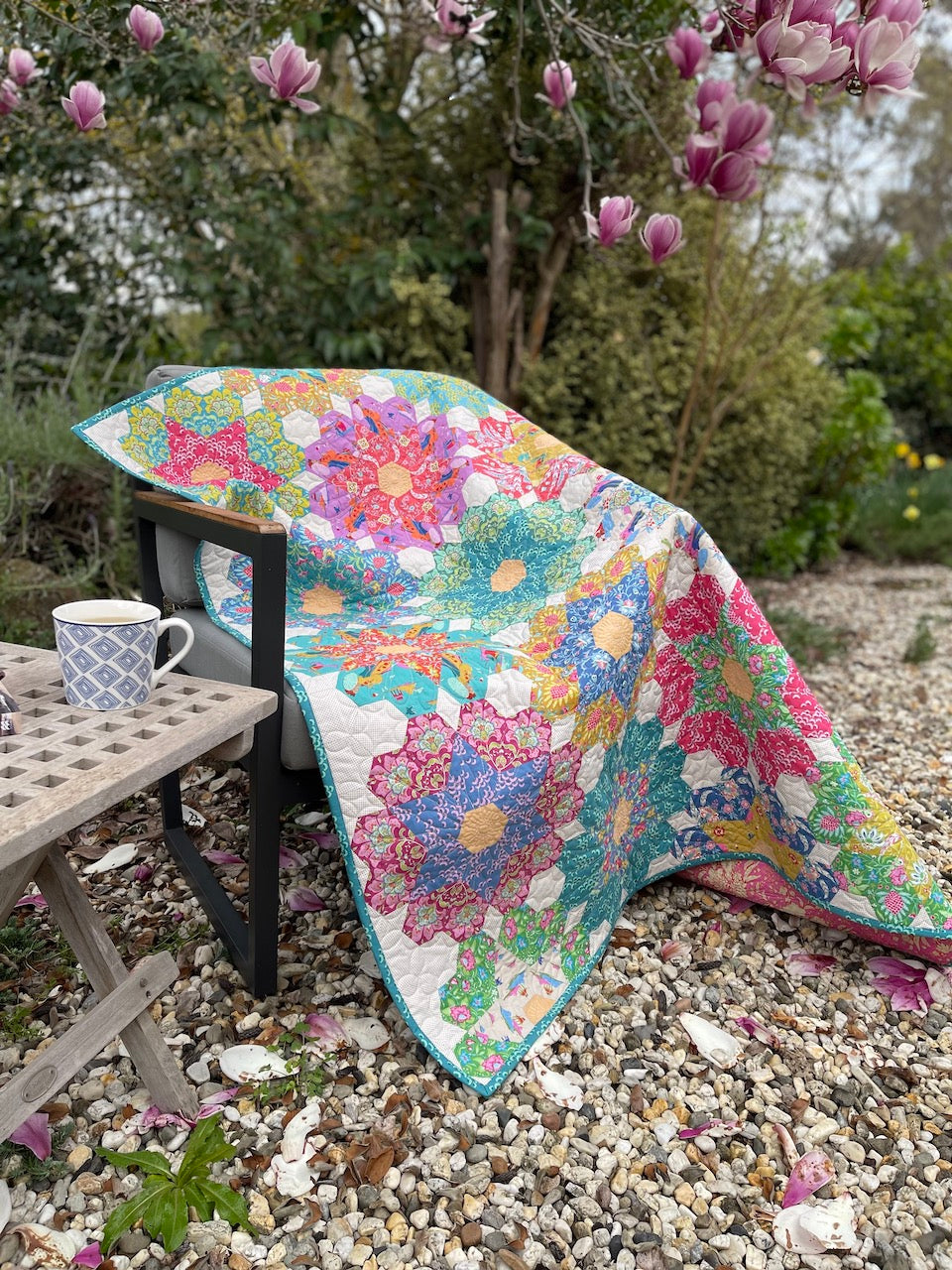 Big Blooms EPP Quilt - Fussy Cut EPP PDF Pattern – Broken River Quilts